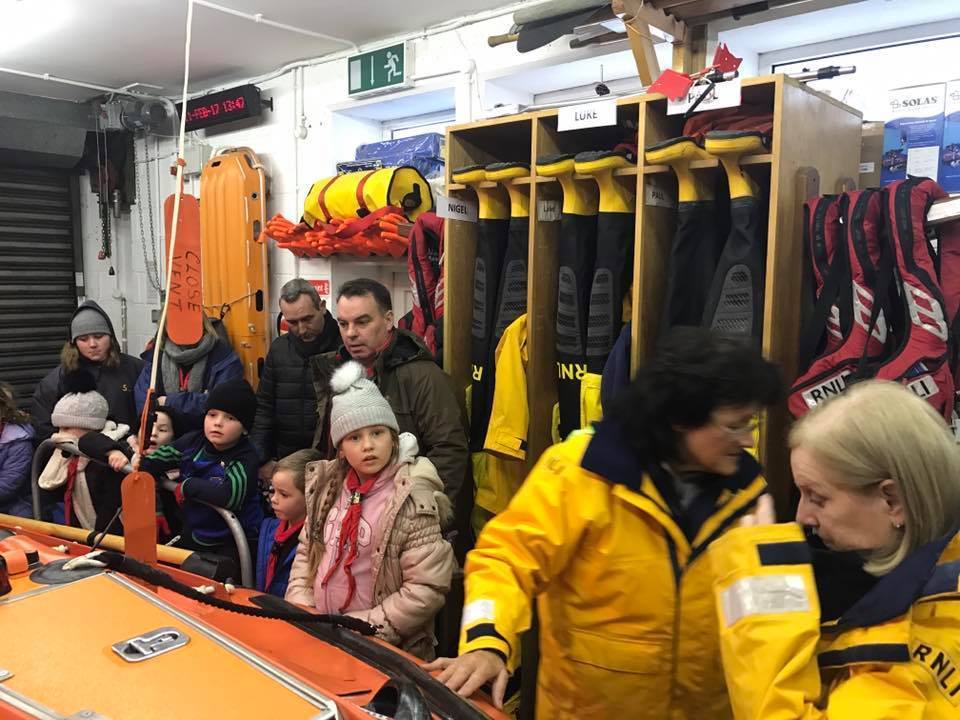 Malahide Sea Scouts Friday Beavers visit Howth RNLI Lifeboat Station ...